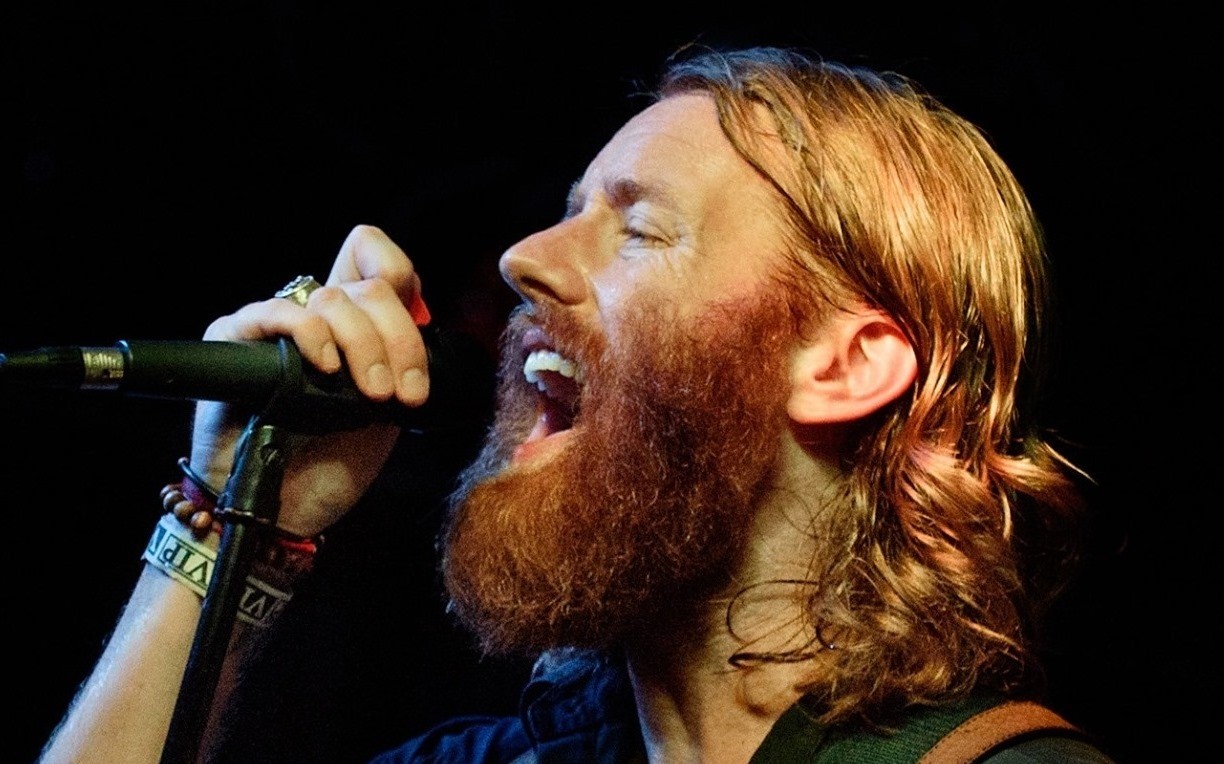 Patrick Barry a sorti récemment un nouveau single, "Making Up Time", un ...